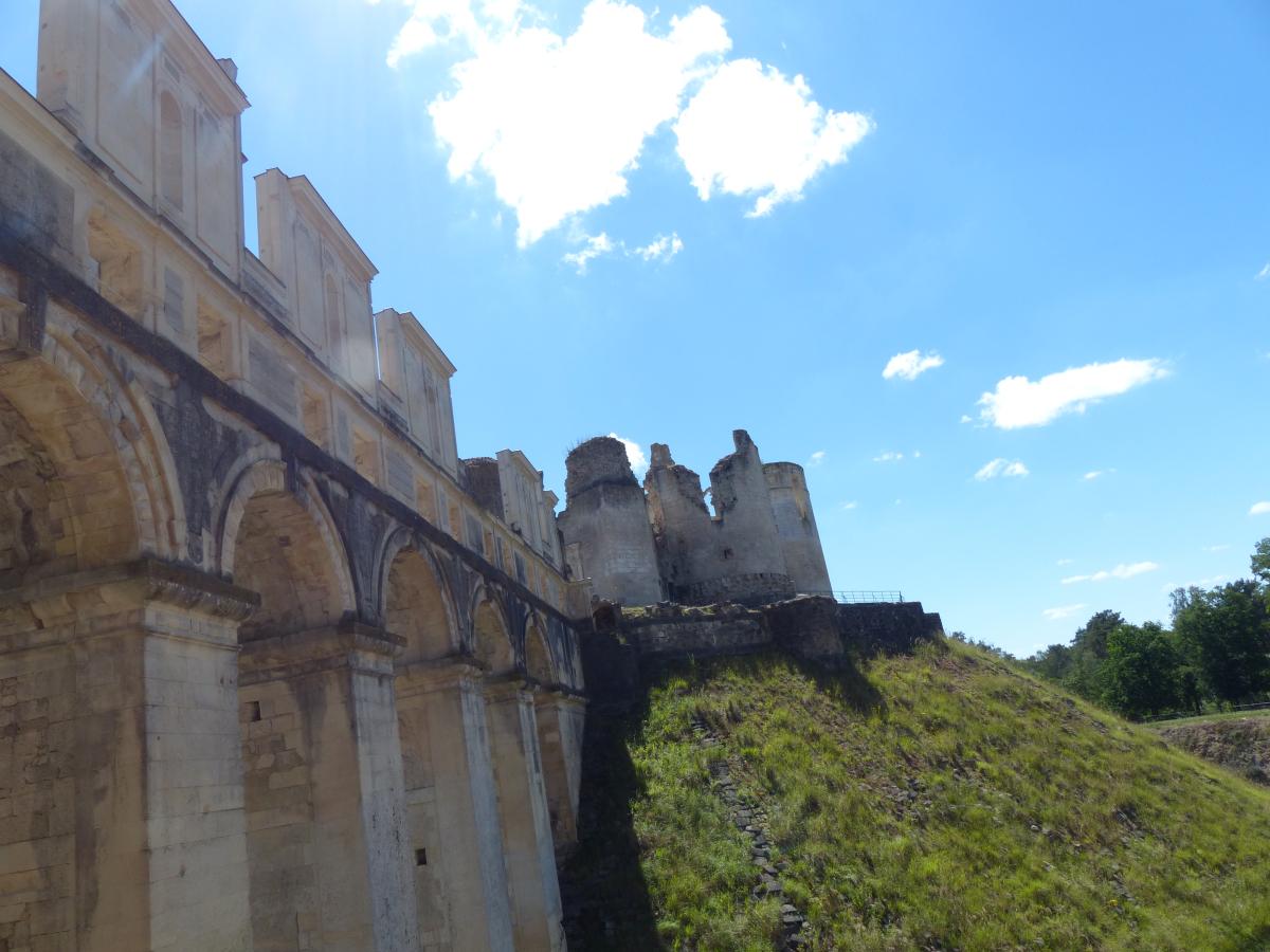 Le château de Fère-en-Tardenois | Maison du Tourisme Les Portes de la ...