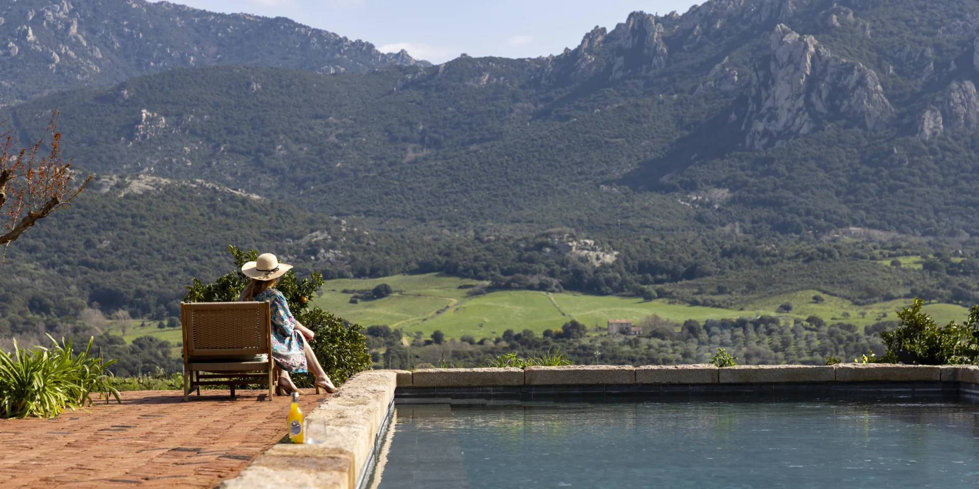 Permanezca en | Oficina de Turismo de Propriano y Sartène en la región ...