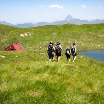Randonnée Pyrénées : itinéraires et carte sentiers, rando lac Béarn ...