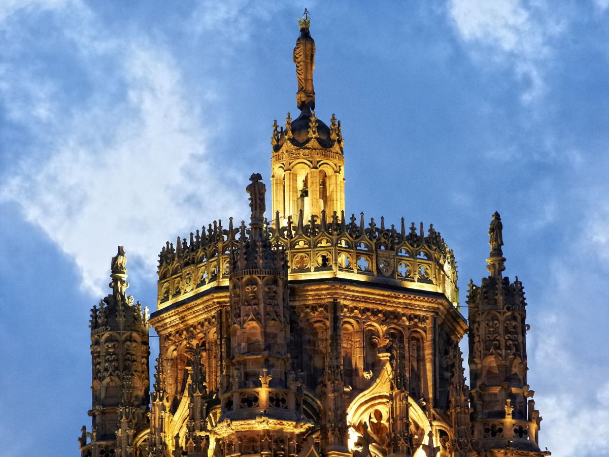 Surprenante cathédrale | Office de tourisme Rodez Agglomération