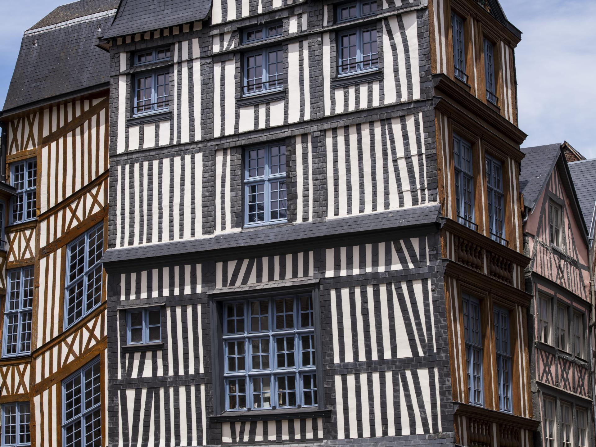 5 maisons à pans de bois à Rouen