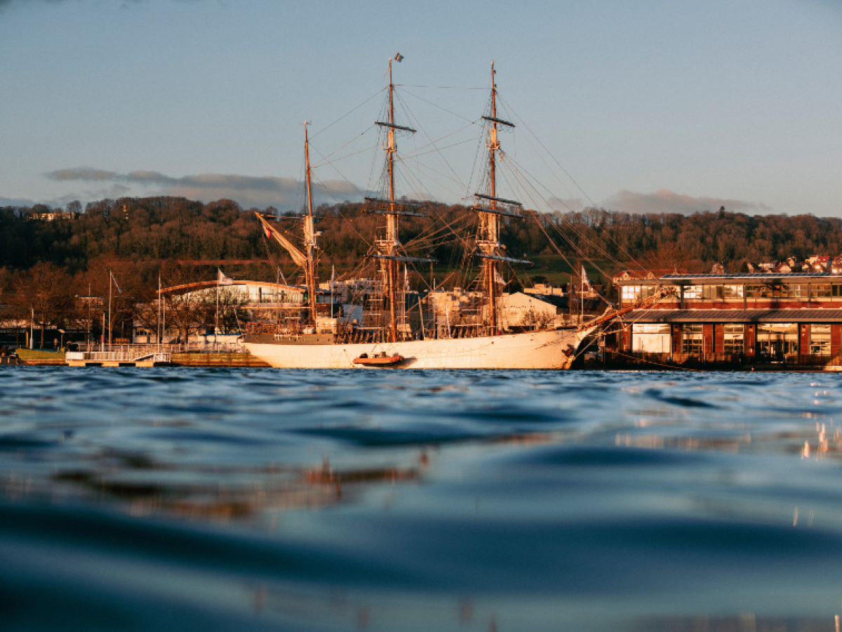 The best photo spots during the Armada