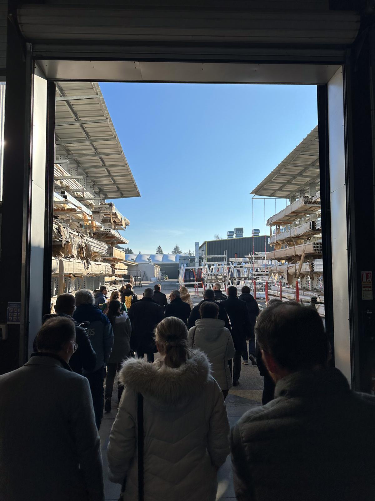 Saint-Gervais reçoit la cabine du futur Ascenseur des Thermes dans les ...