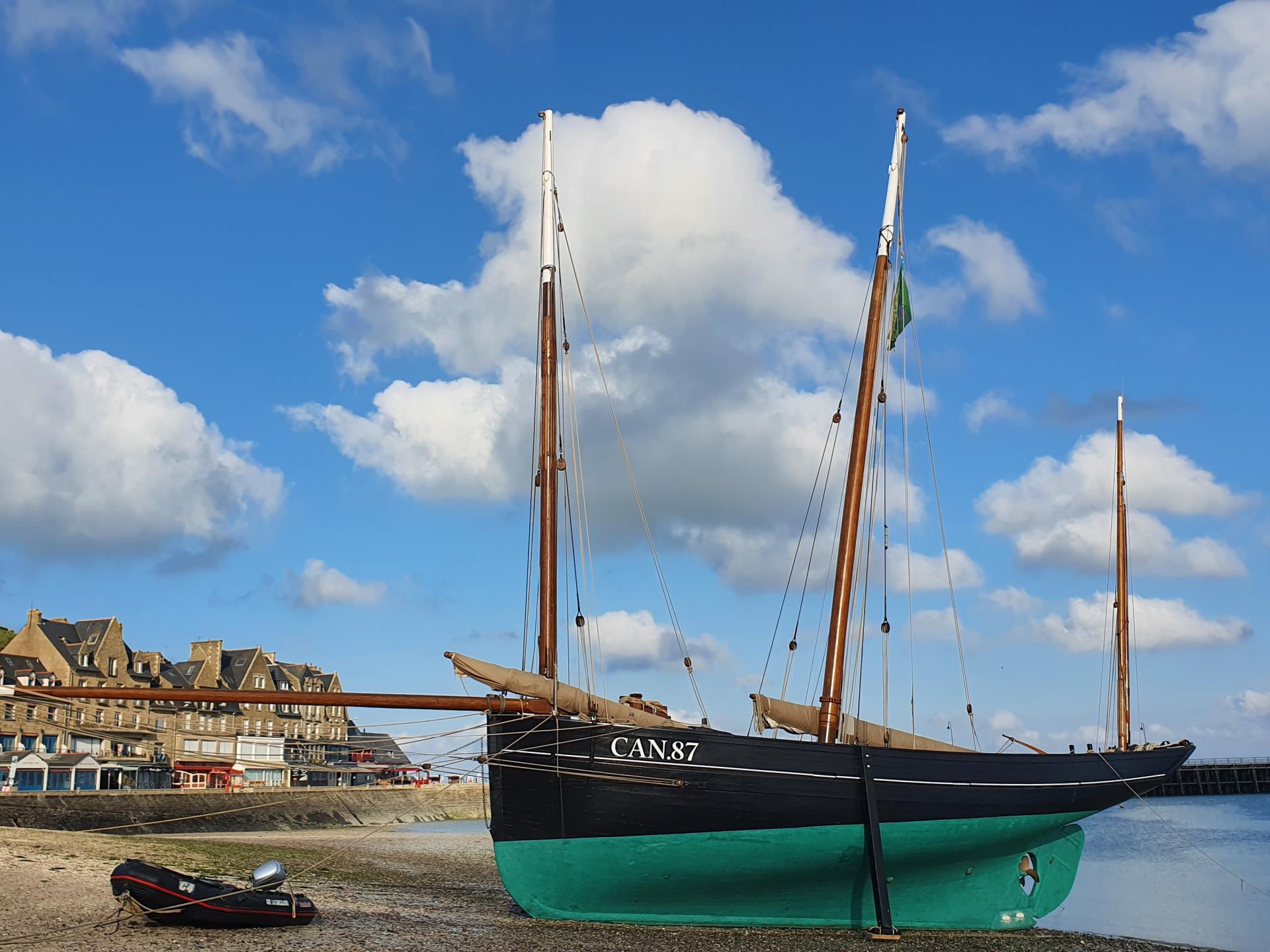 Ein Eintauchen in Cancal am Port de la Houle | Saint-Malo – Baie du ...