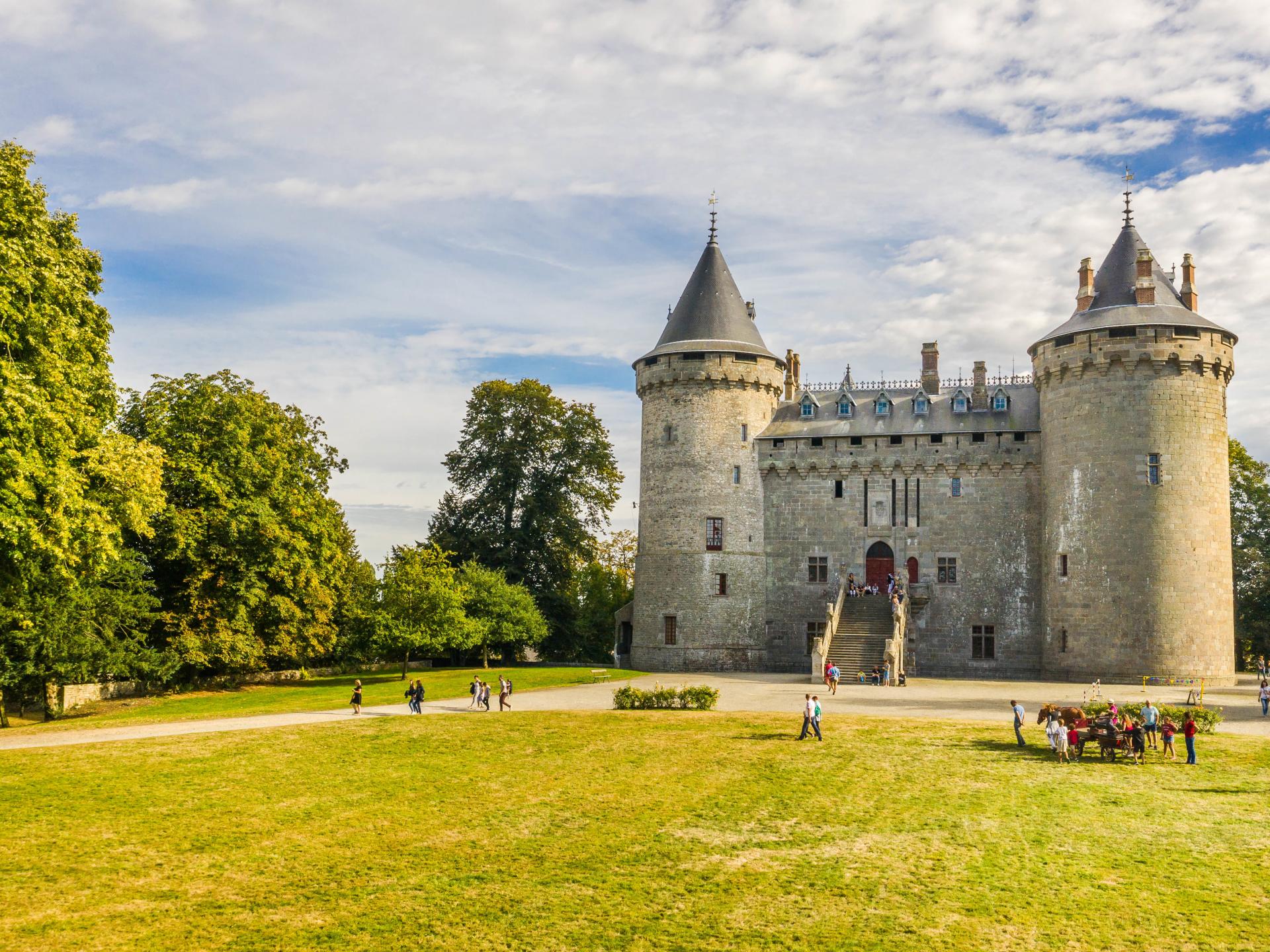 Laissez-vous guider par François-René de Chateaubriand au Château de ...