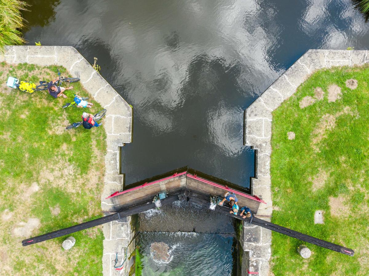 Le Canal d’Ille et Rance Le Diamant vert | Saint-Malo – Baie du Mont ...