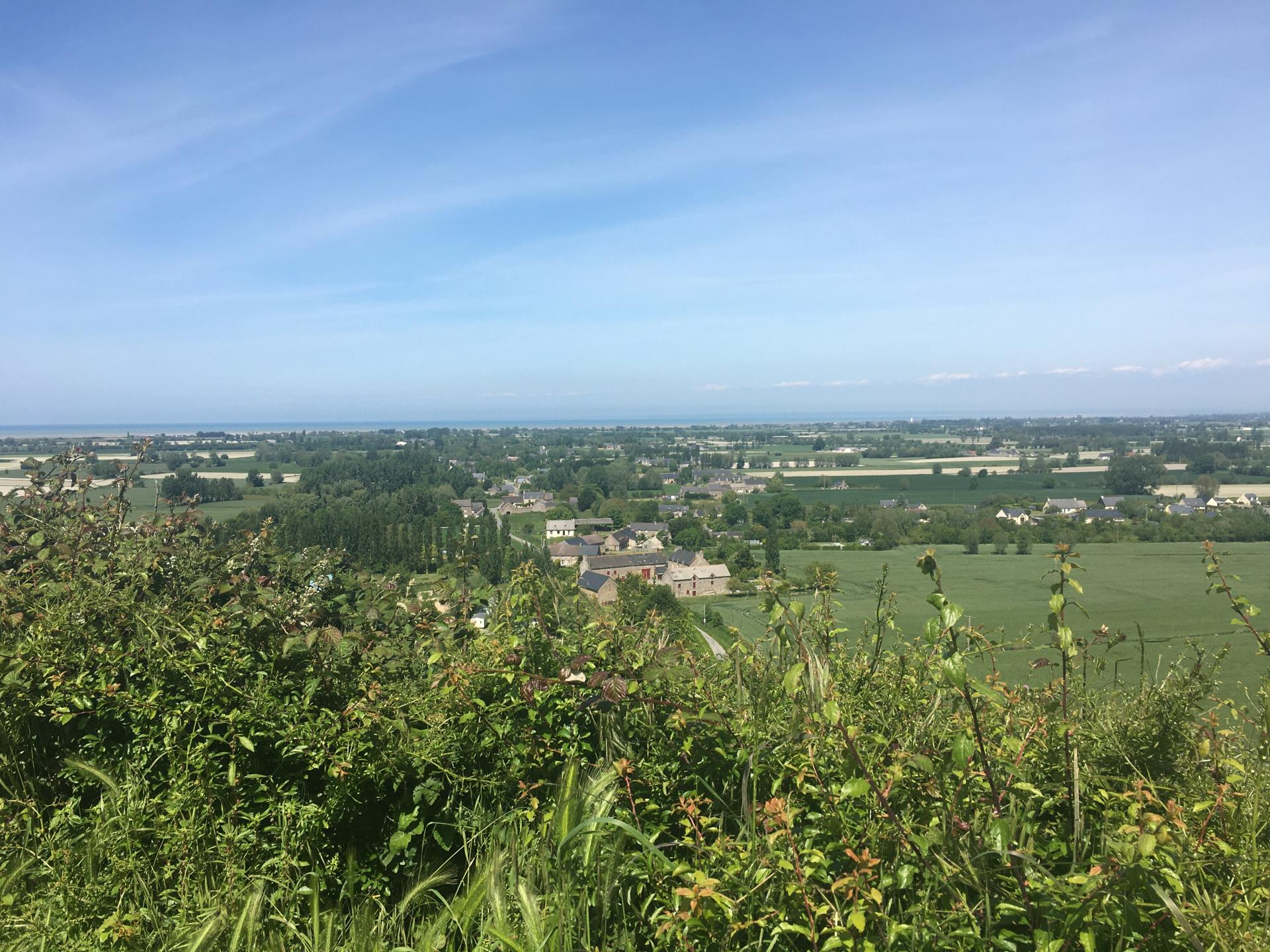 Le siège et les griffes du Diable au Mont Dol | Saint-Malo – Baie du ...