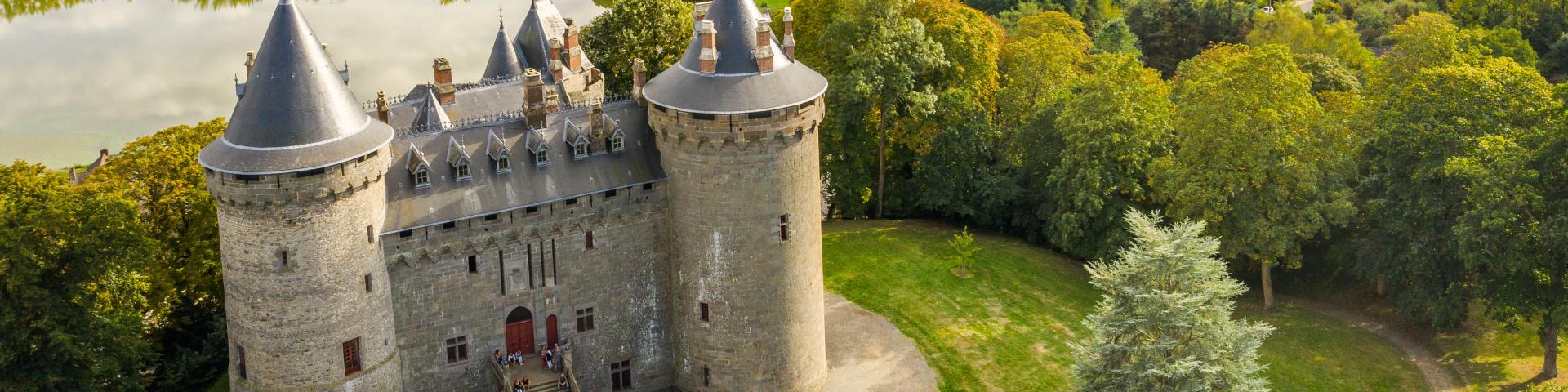 A guided tour of Combourg | Saint-Malo – Mont-Saint-Michel Bay – Tourism