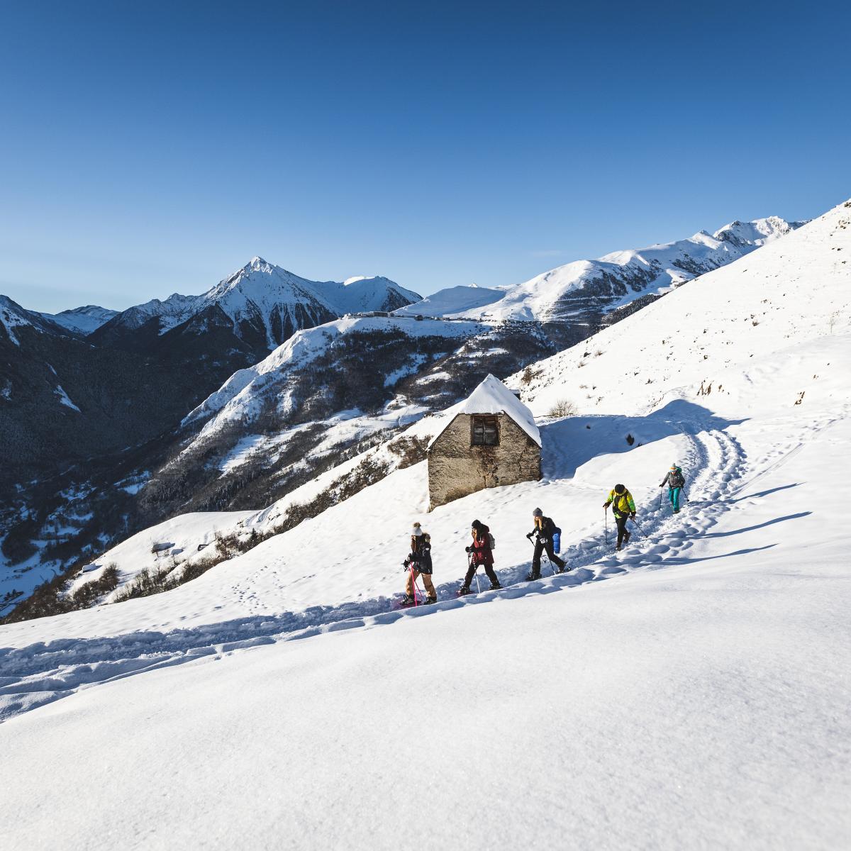 Randonnées en raquettes | Saint-Lary Tourisme