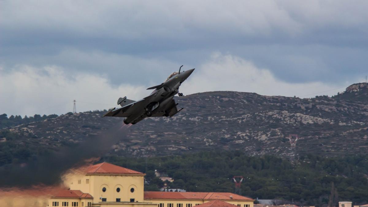 The airbase and the french air force academy | Salon de Provence ...