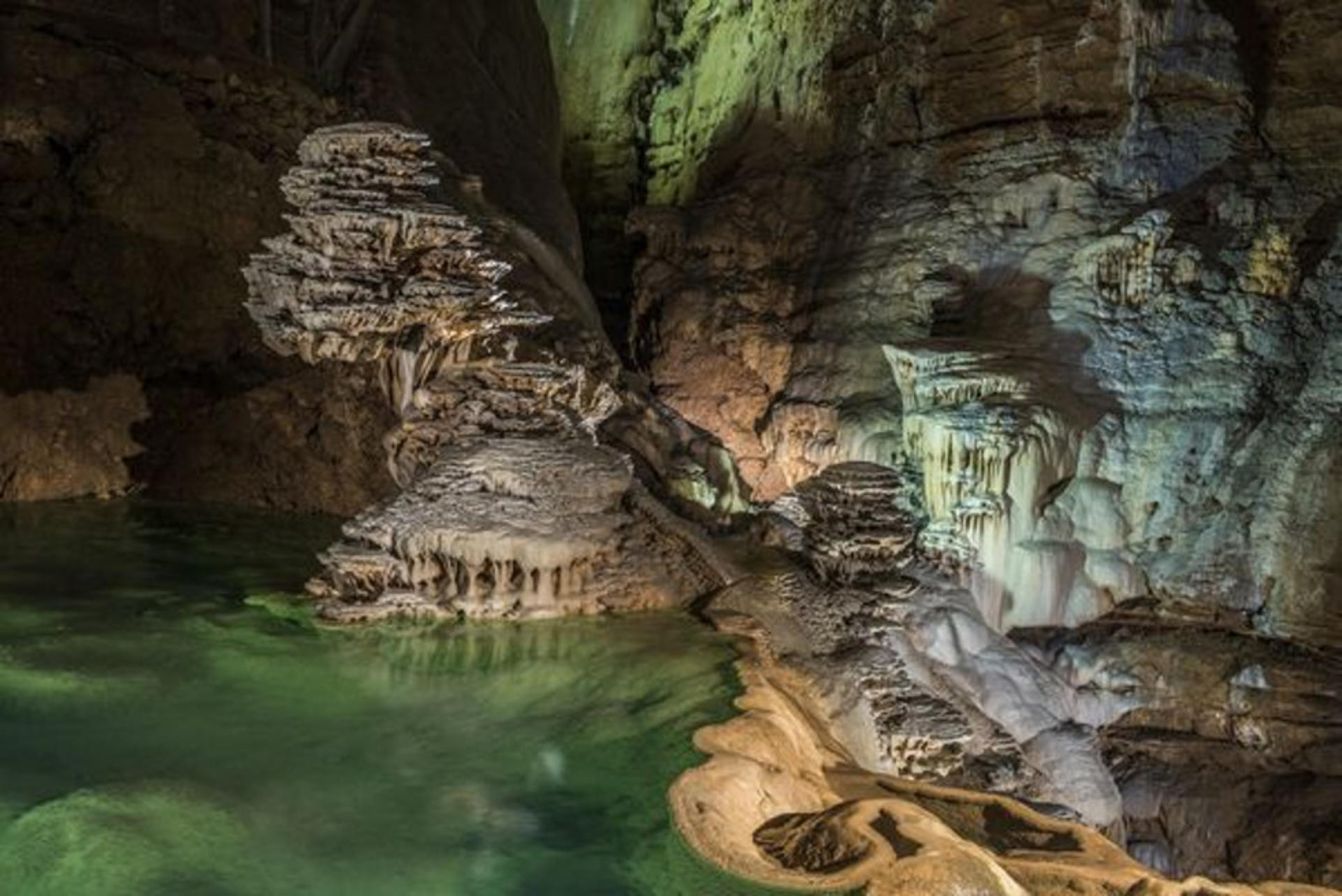 Besuchen Sie den Gouffre de Padirac bei Rocamadour
