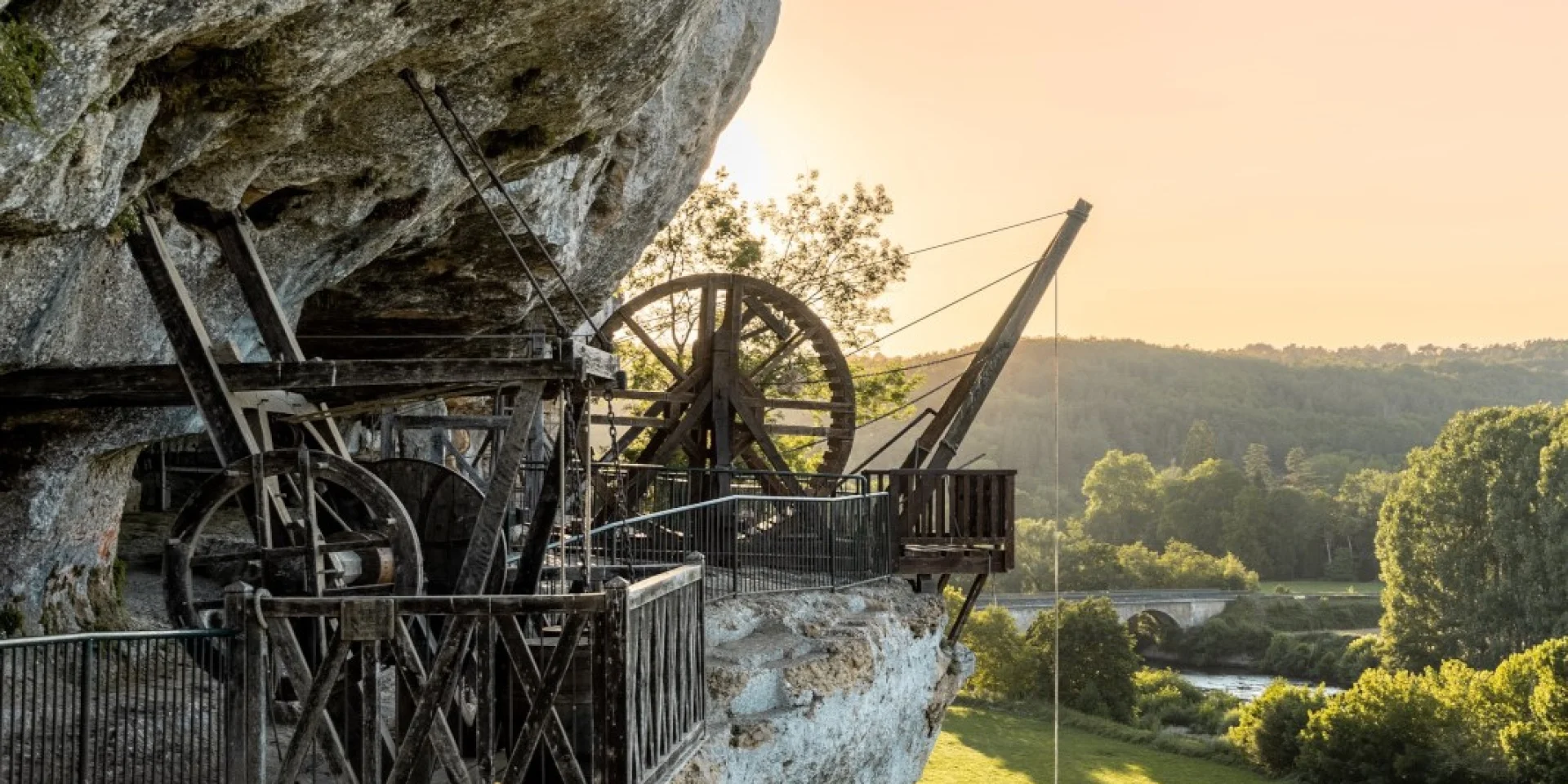 La Roque Saint-Christophe | Site troglodytique exceptionnel en Périgord Noir