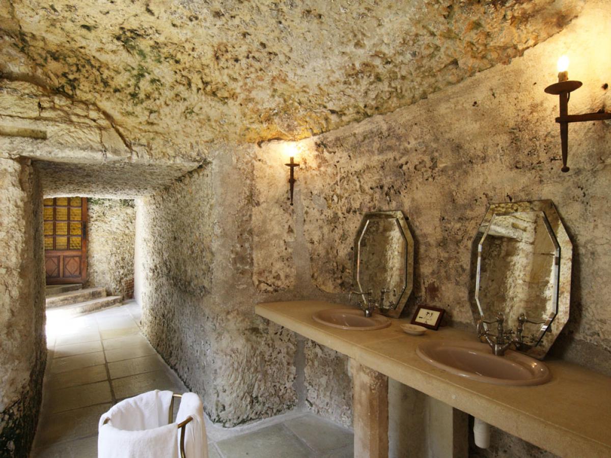 Sud Val de Loire Tourisme Stay in a troglodyte cave