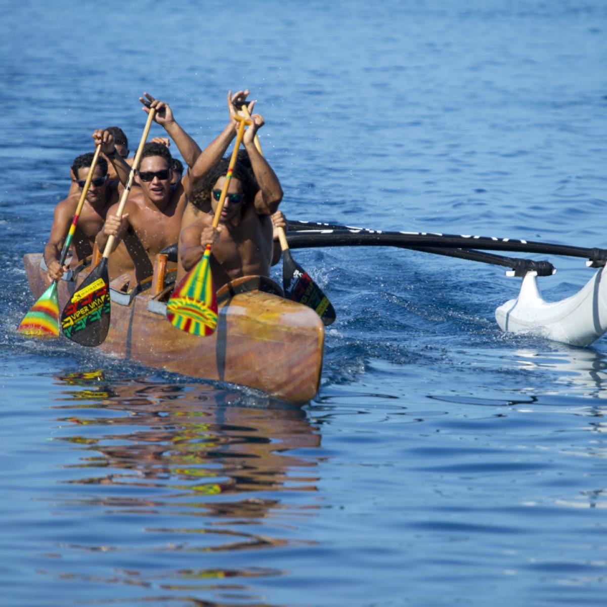 Va’a for beginners | Tahiti Tourisme – Official website of The Islands ...