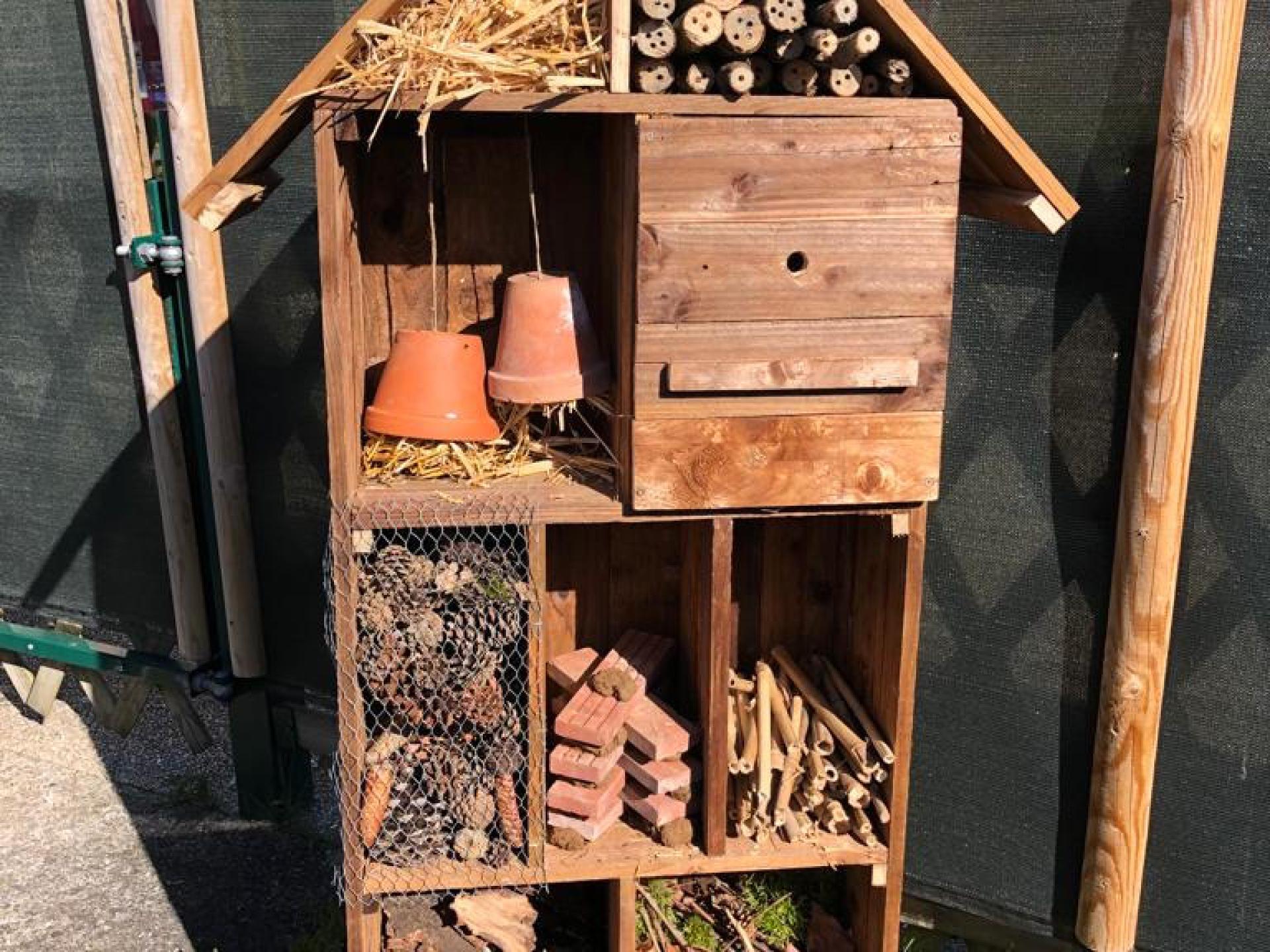 Construction d’un hôtel à insectes | Terroir de Caux
