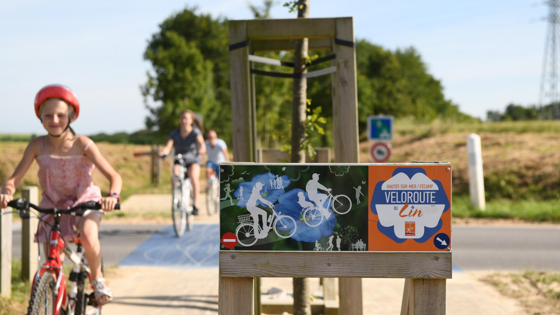 Discover by pedaling on our roads | Quiberville-sur-Mer and Auffay ...