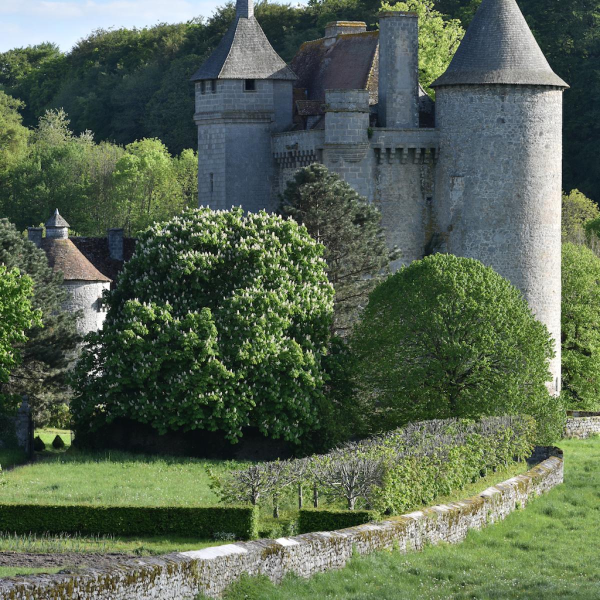 Une journée de découvertes et de flânerie autour de Chénérailles ...