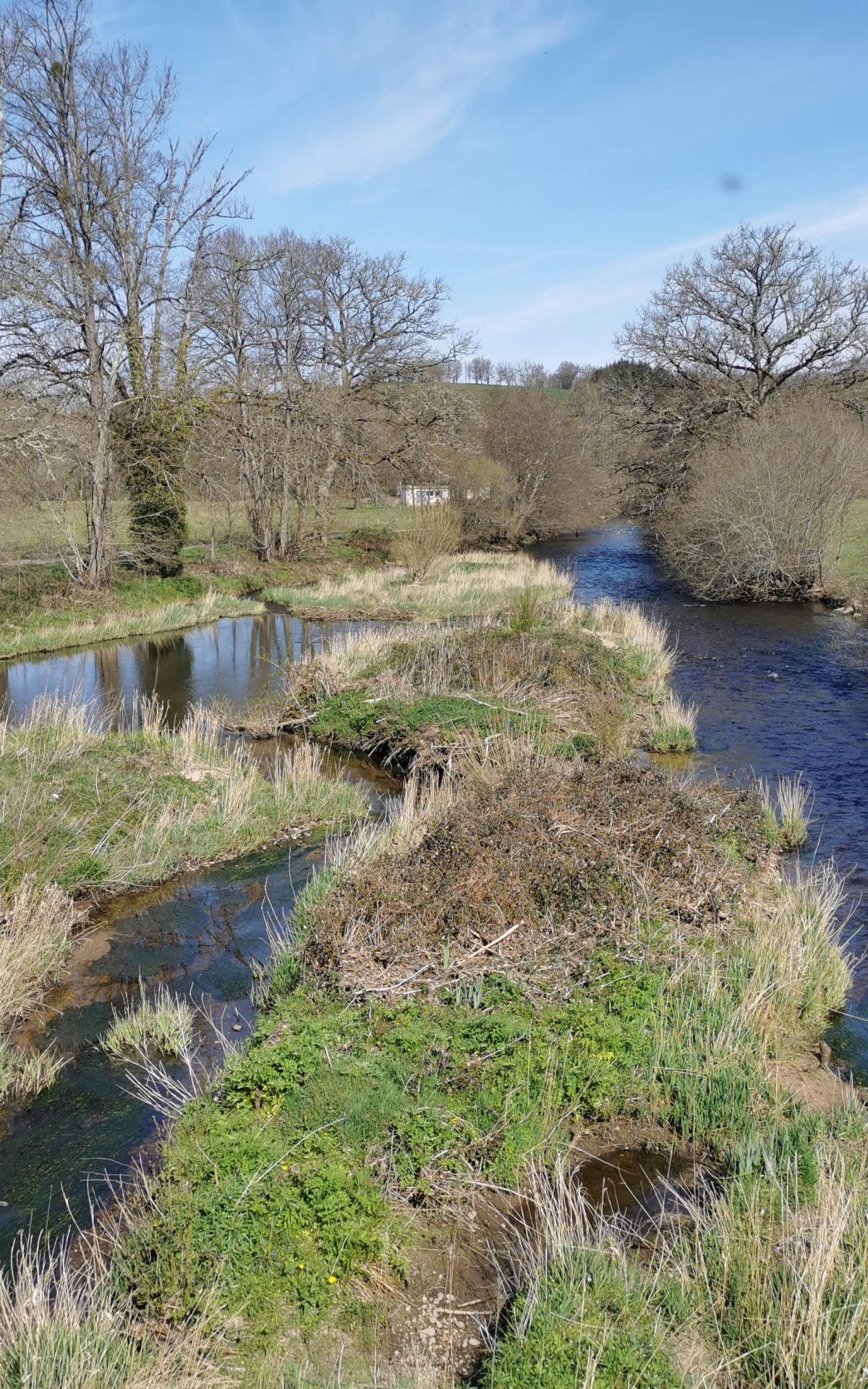 Au pied de Saint Martial le Mont | Tourisme Creuse Limousin