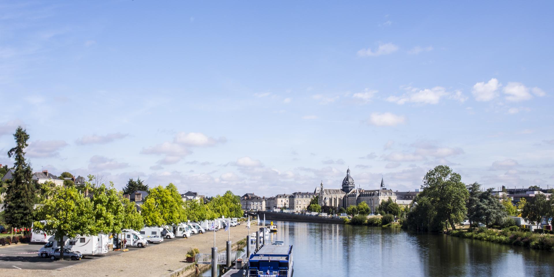 PISCINE DE CHÂTEAU GONTIER (Château-Gontier-sur-Mayenne) | Portail du tourisme du département ...