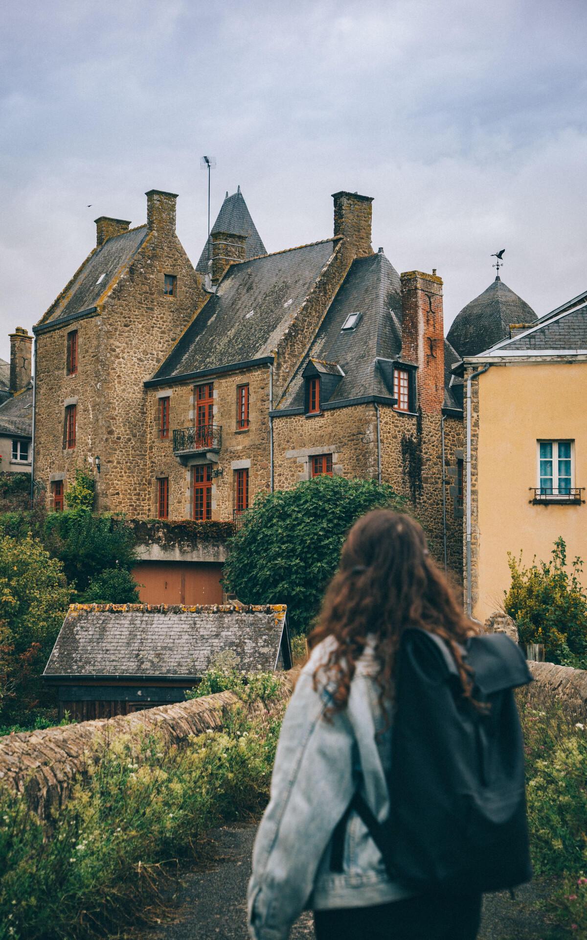 Bienvenue chez vous : Remonter le temps à Lassay-les-Châteaux | Portail ...