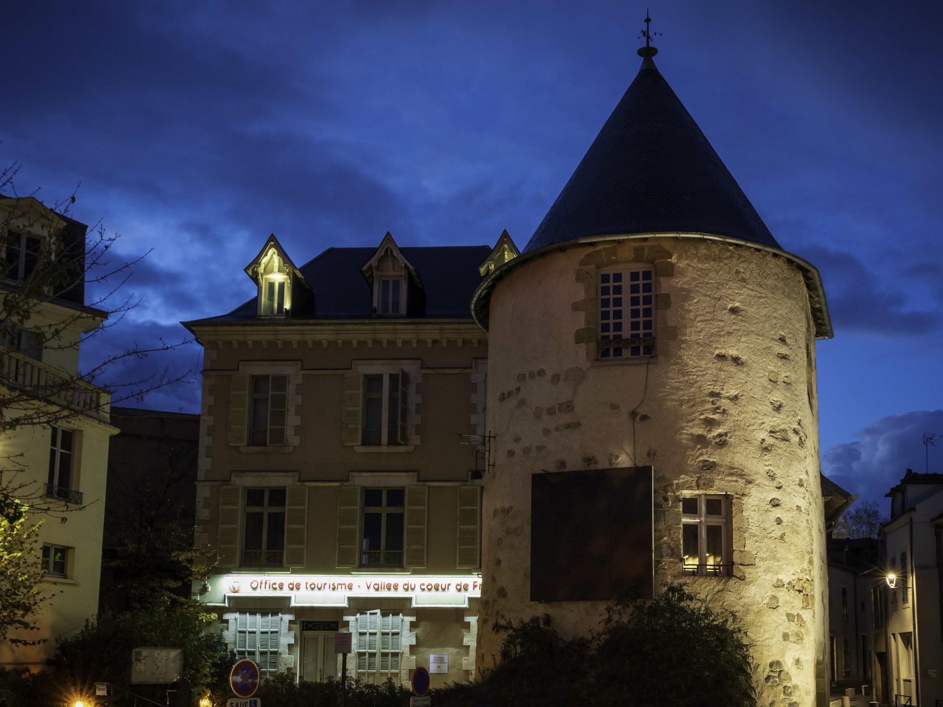 Parcours lumière en cité médiévale de Montluçon | Montluçon Tourisme