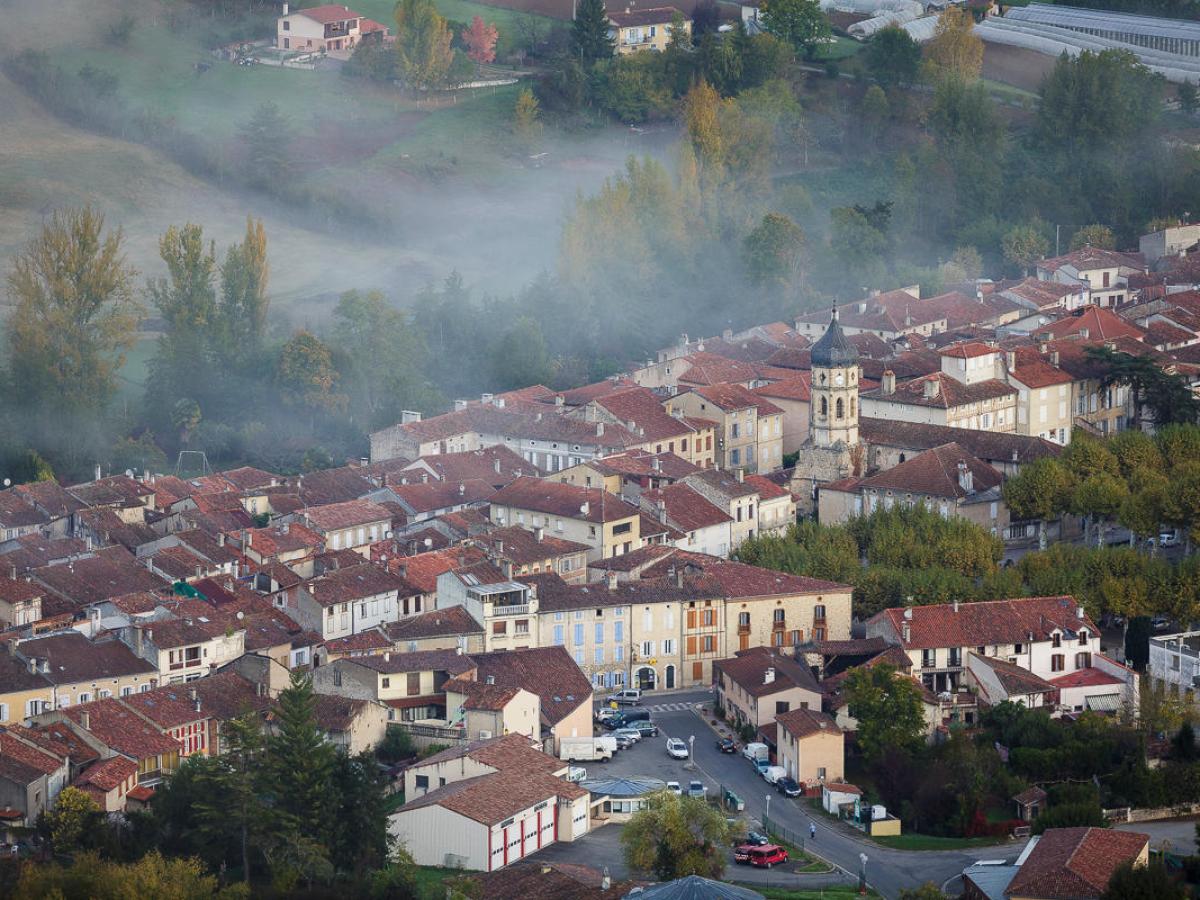 Le Mas-d’Azil : un village historique au cœur de l’Arize-Lèze Le Mas d’Azil, village ...