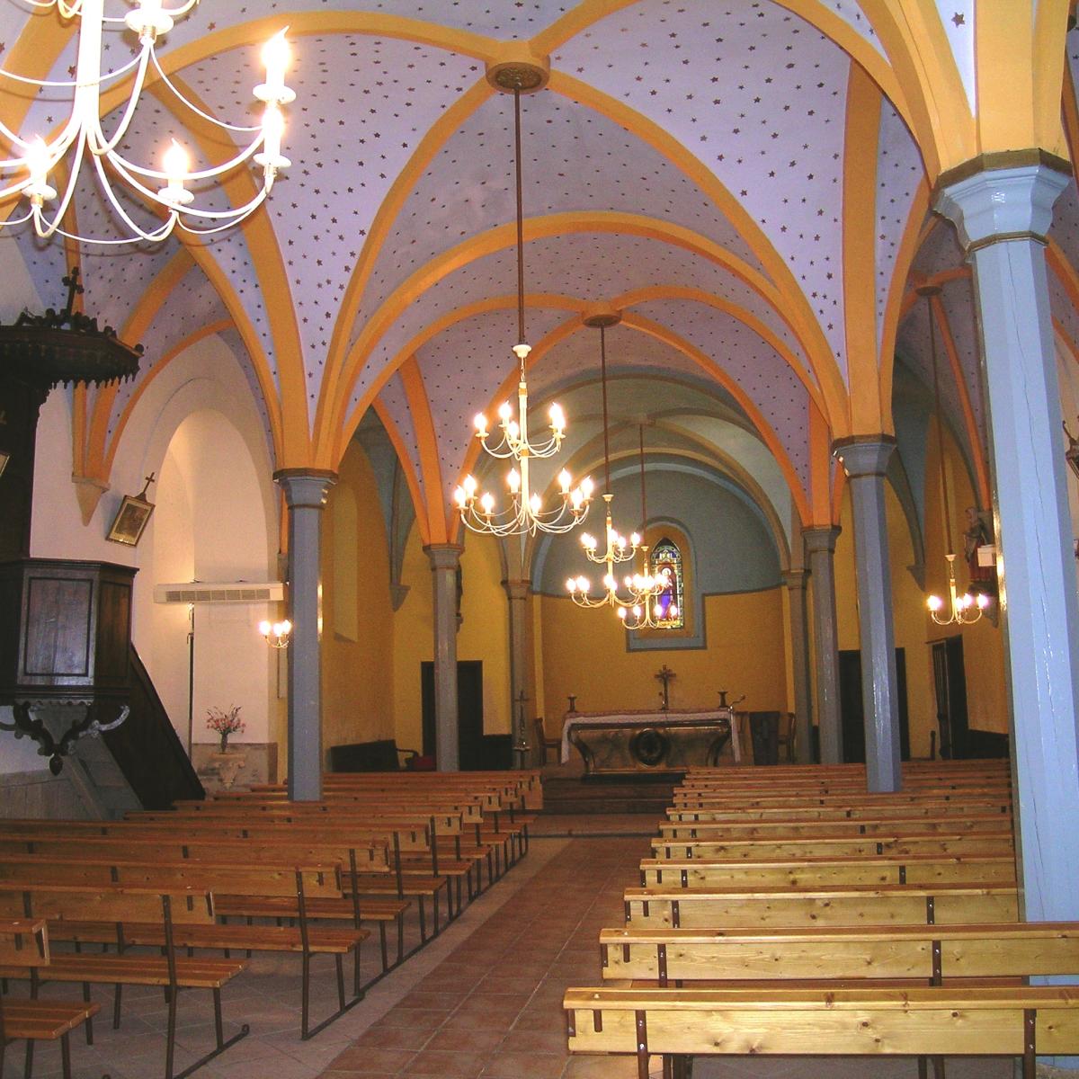 The atypical narrow streets of Bordes s/ Arize | Arize and Lèze valleys ...