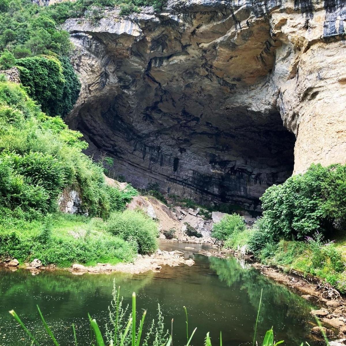 Le Mas d’Azil, village incontournable | Office de tourisme des vallées ...