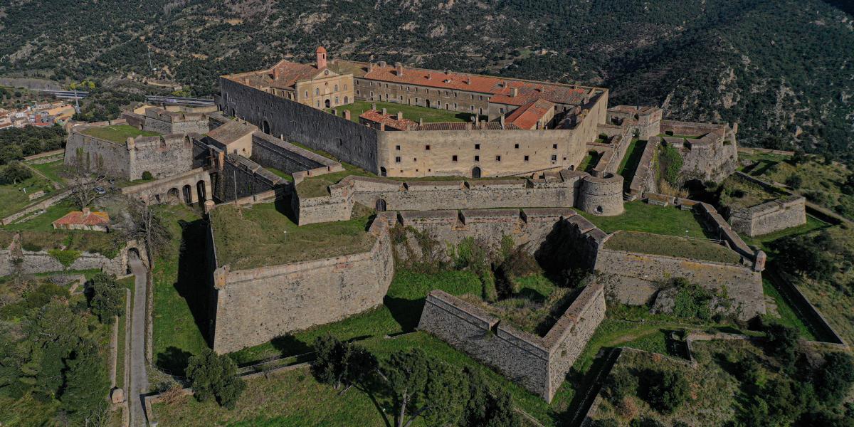 Le Fort Bellegarde au Perthus | Vallespir Tourisme