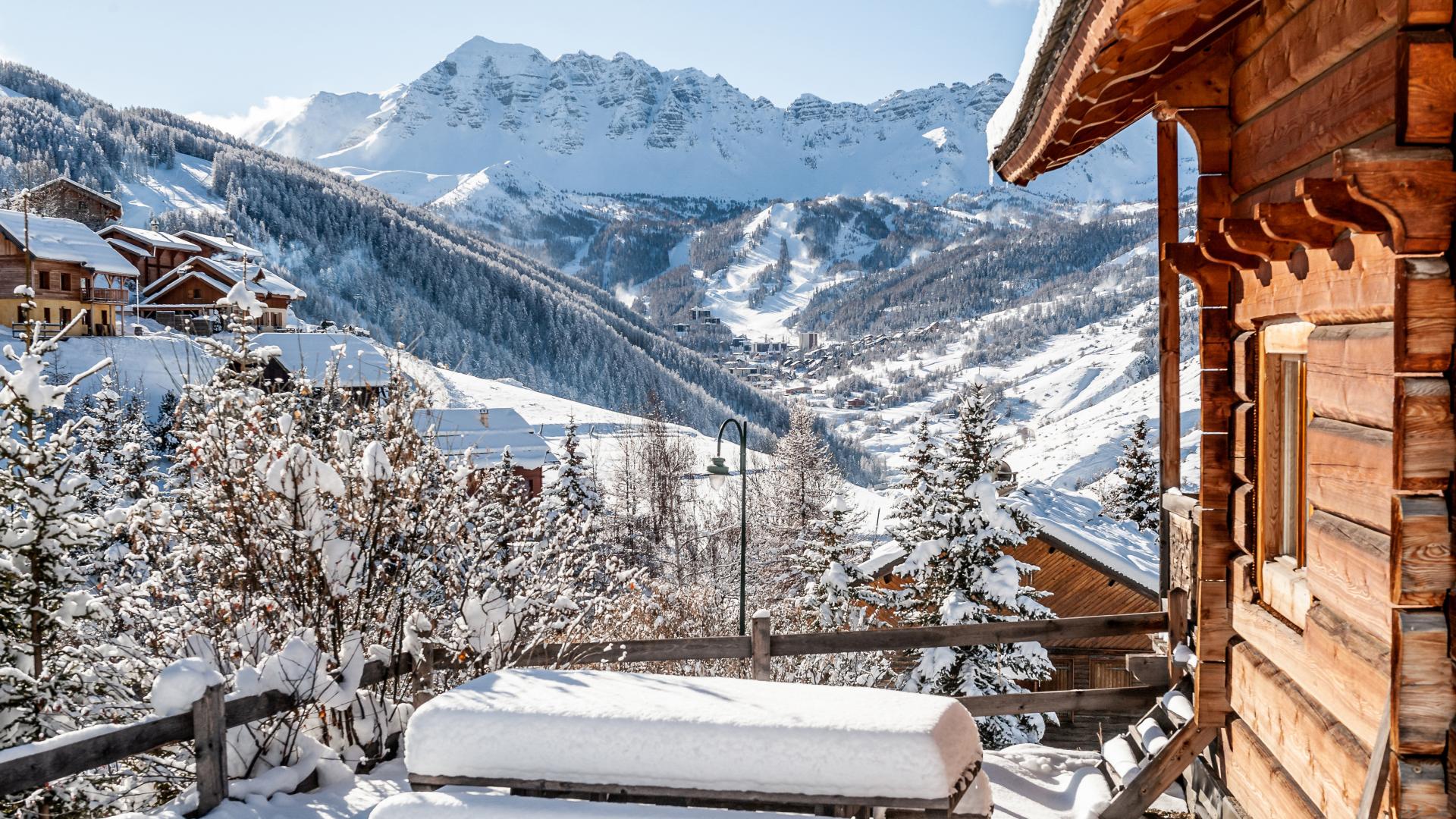 Vars and its Villages | Vars: Hautes-Alpes ski resort