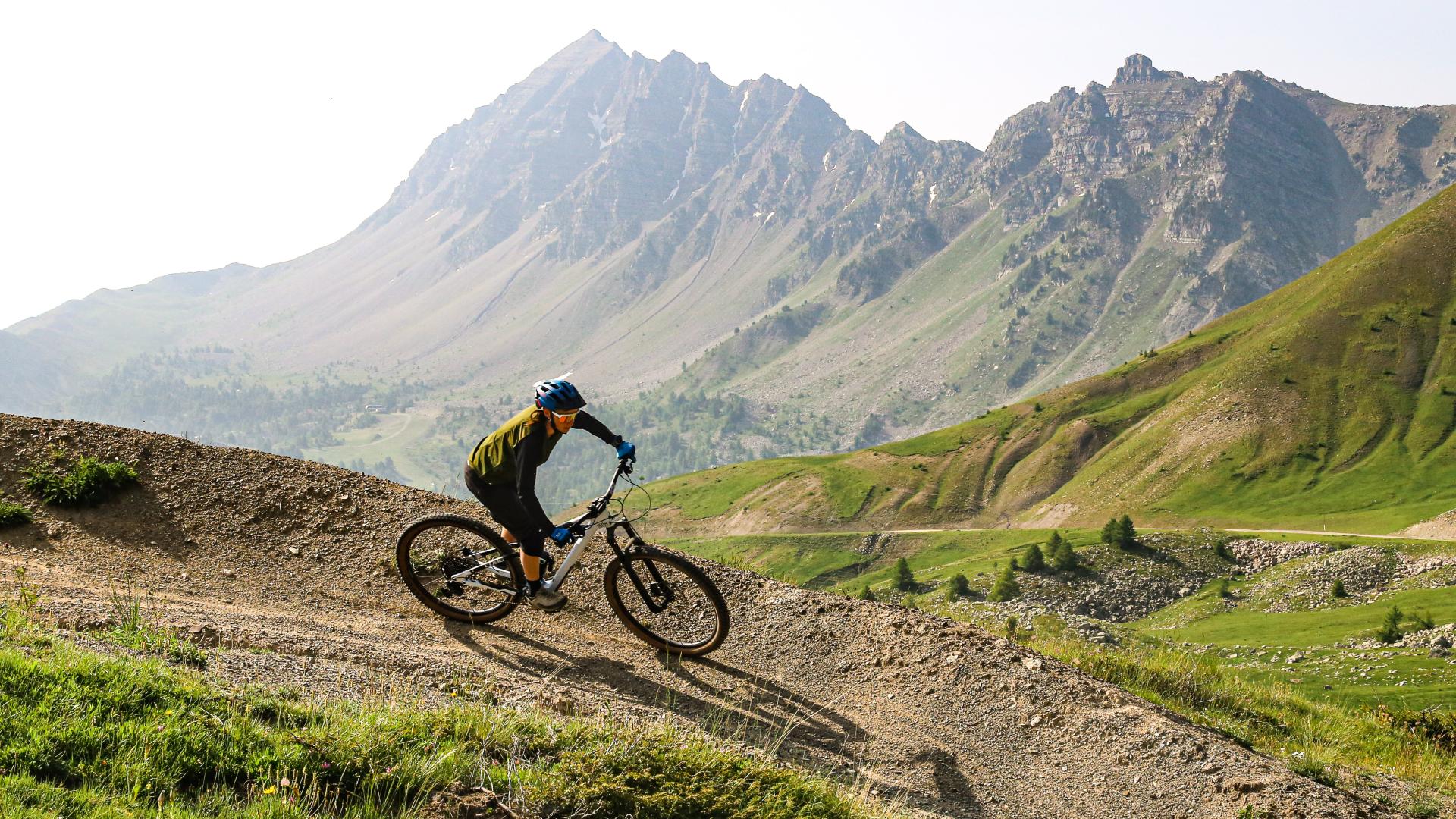 Vars and its Villages | Vars: Hautes-Alpes ski resort